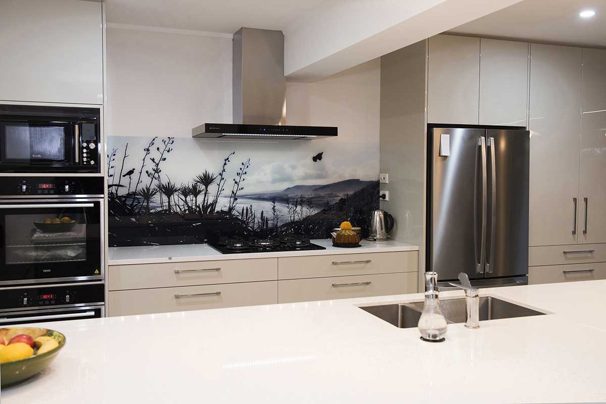 Bespoke Glass Splashbacks in Auckland | Totally Glass